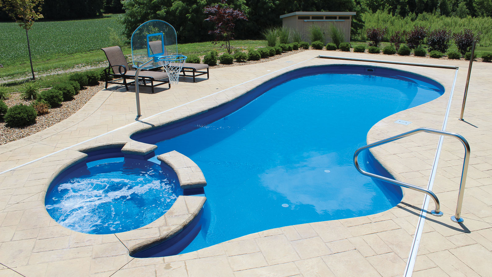 Our pool range: the best fiberglass pool designs - Aspen Concrete & Pools